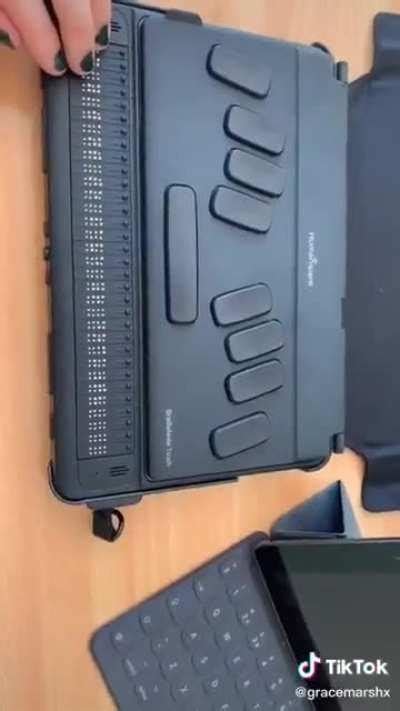 3 Hot Sexy Gracemarshx Bikini Pics