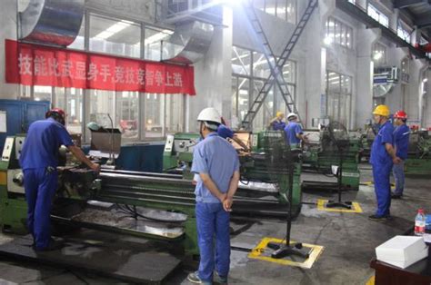 技能比武显身手 竞技竞智争上游记中天科技第四届技工之星车工技能大赛