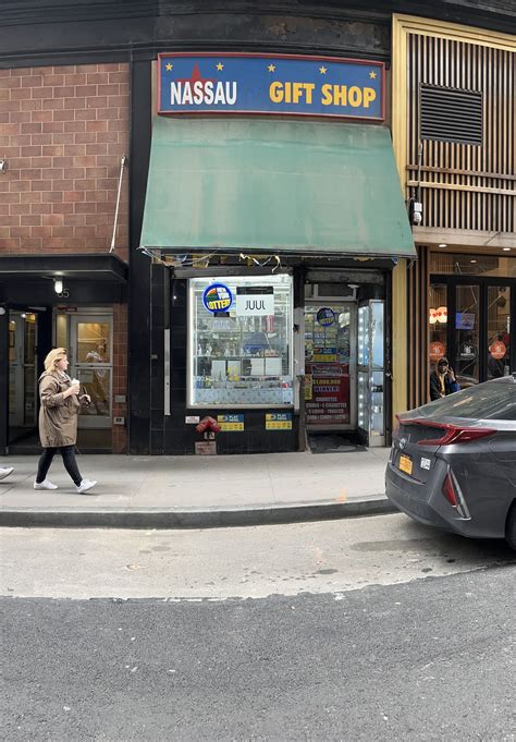65 Nassau St New York Ny 10038 Nassau Retail Condo Loopnet