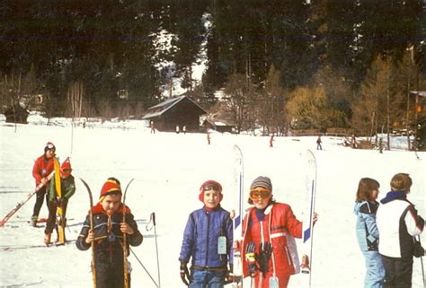 Photo De Classe Classe De Neige Ce2 à Chamonix De 1978 Ecole