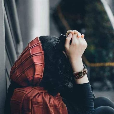 عکس دختر با چهره نامعلوم برای پروفایل