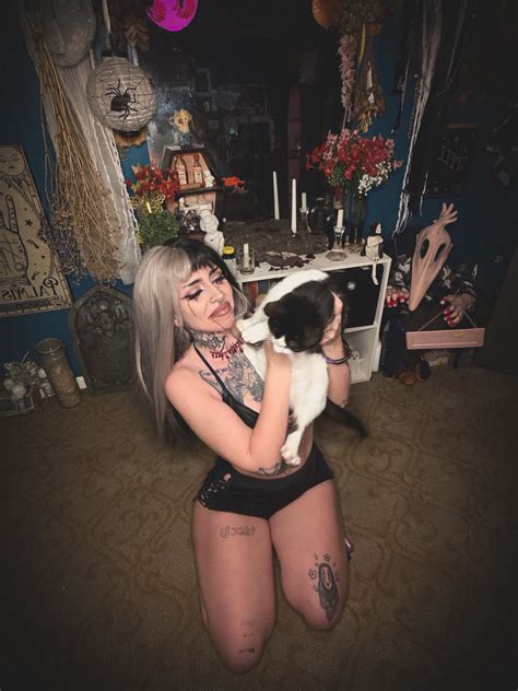 Heather Nicole