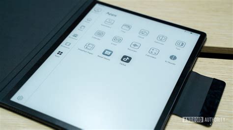 Huawei Matepad Paper Hands On E Ink Tablet That Takes Reading Seriously