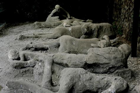 Mount Vesuvius Blast Turned Ancient Victims Brain To Glass