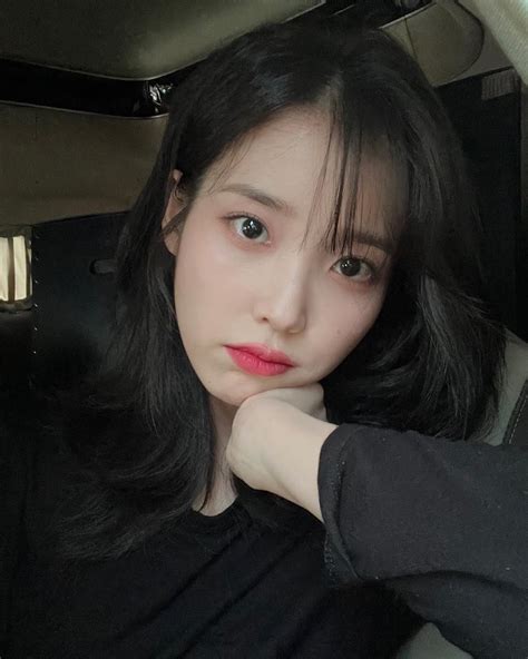 Iu Shares That She Unselfishly Wishes For Her Lover To Have One Thing Koreaboo