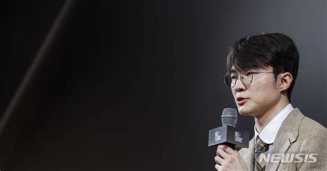 살아 있는 전설 된 페이커 이상혁