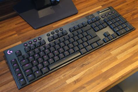 Logitech G915 X Lightspeed Review Low Profile Perfection Stuff