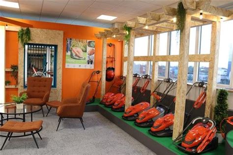 Flymo Showroom Easidoesit Innovation Flymo