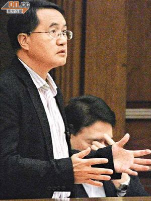 政情李永達哦到林鄭黑面 東方日報