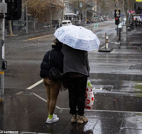 Weather Sydney Melbourne Brisbane Canberra When The Cold Weather Will End As Snow Strikes