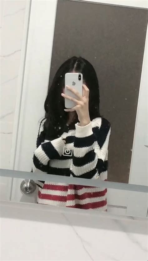 Save Fl In4 Ng Tr Mthuw Foto