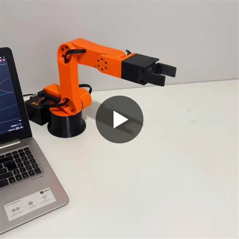 Robot Trajectories Cubic Polynomials Implementation Matheus Lino