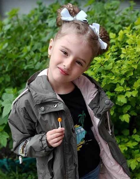 Прекрасные прически для девочек на 1 сентября легкие стили на длинные и средние волосы Beauty