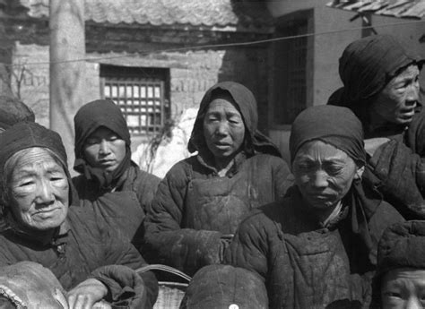 1942大饥荒看一次揪心一次现在仍有国家没解决温饱问题 温饱 大饥荒 新冠肺炎 新浪新闻