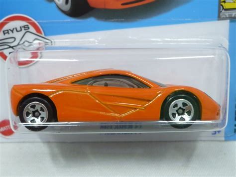 McLAREN F1 Strange Storage
