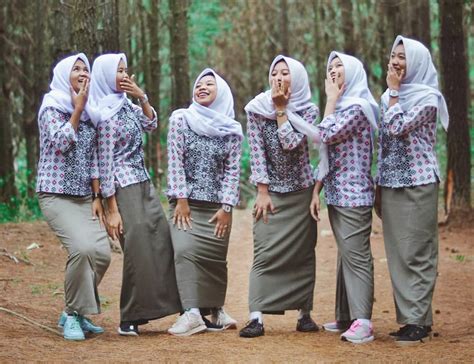 Kumpulan Foto Siswi Sma Pakai Hijab Yang Cantik Dan Manis Kekinian