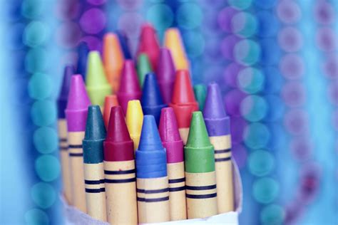 Crayon Wallpapers Top Free Crayon Backgrounds Wallpaperaccess