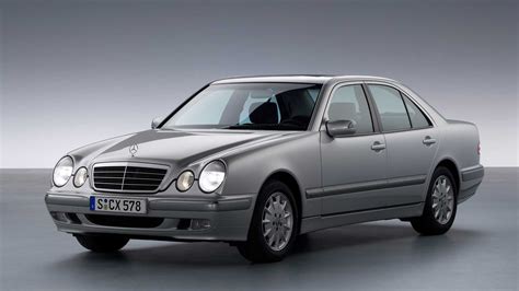 Mercedes Benz E Class W210 Merci New Eyes Berfitur Mewah Di Masanya