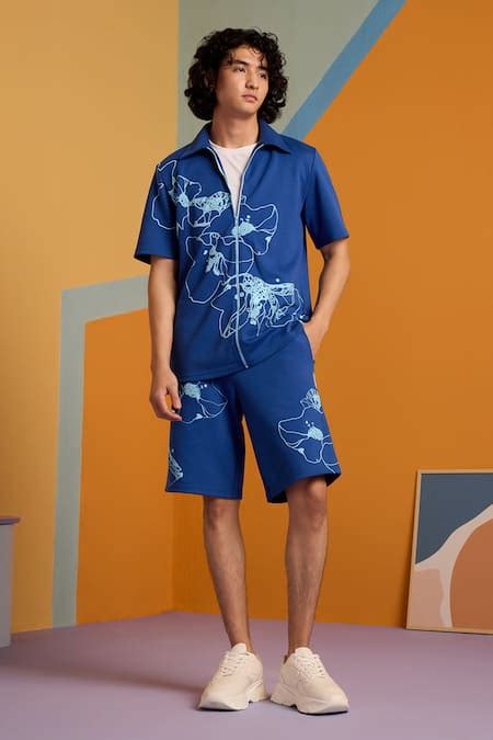 Buy Blue Interlock Print Sunbeam Spectrum Shorts For Men By Muvazo Online At Aza Fashions