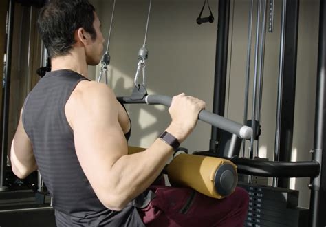 4 Lat Pulldown Alternative Exercises To Build Back Muscle