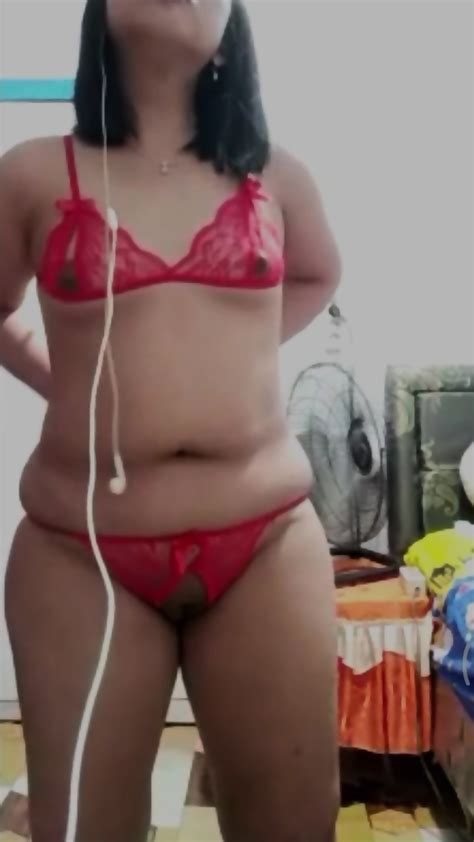 Tante Janda Body Montok Cobain Baju Dinas