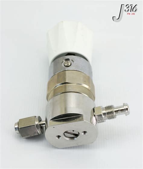 19734 Tescom Pressure Regulator 60psig Max 74 2461krn20 J316gallery