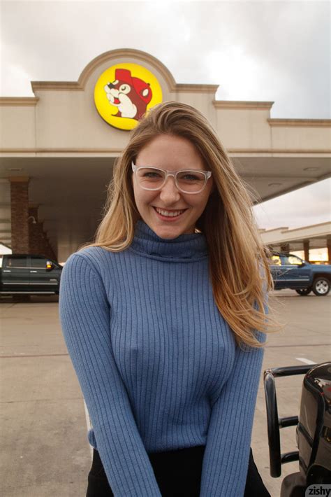 Katie Darling In Whats Buc Ees By Zishy Erotic Beauties