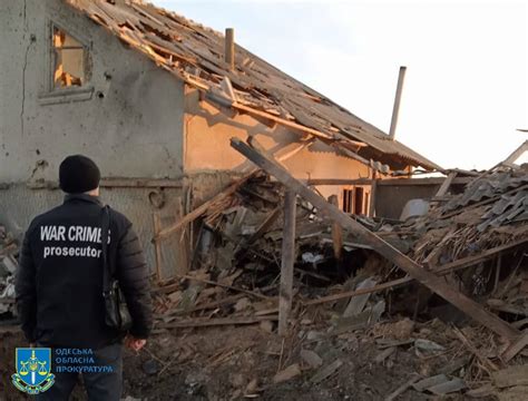 Вночі РФ атакувала Одещину ударними дронами ціллю була припортова інфраструктура фото