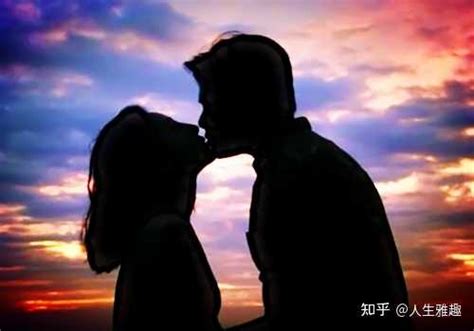 一个男人爱一个女人的表现有哪些？ 知乎