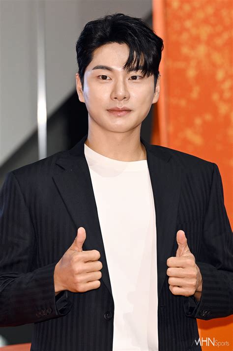 더쿠 많은 사람들이 이이경 필모에 넣어야한다고 주장하는 예능 시사교양 프로그램