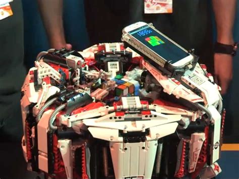 Lego Robot Solves Rubiks Cube Business Insider
