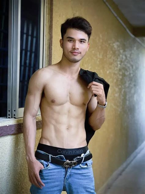 มวยโค้ก อวยคม