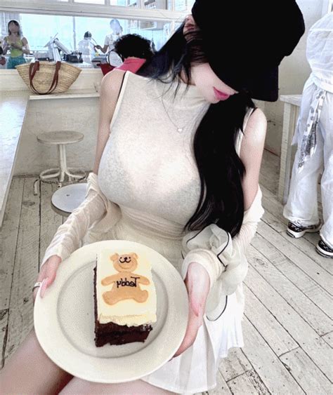 은은섹시💋남친코피팡 시스루 목폴라 나시티 터틀넥 앙고라 섹시 글램 반목 반목나시 민소매 목폴라티 어텀 가을이너 겨울 상의 티셔츠 반폴라 목티 목티셔츠 에이블리