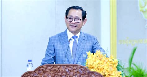 រដ្ឋមន្ត្រីក្រសួងយុត្តិធម៌