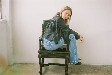 Pin De Robert Vallet En Haley Permenter