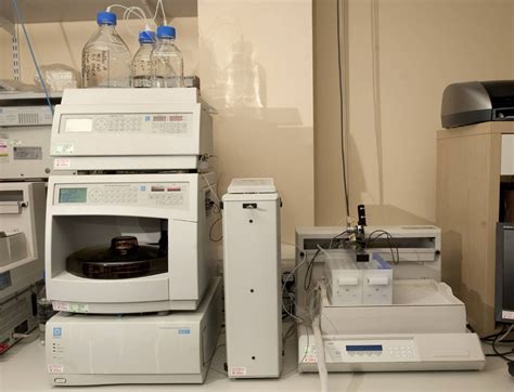 photodiode array hplc