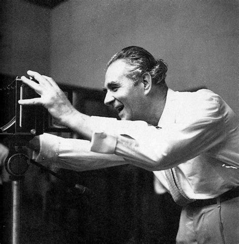 ชีวประวัติครูศิลป์ พีระศรี ภาพ ราชวงศ์ ศิลปะไทย