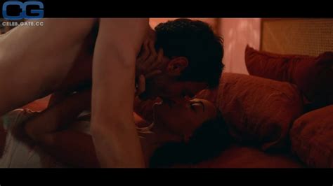 Zoe Saldana Nude Pictures Photos Playboy Naked Topless Fappening