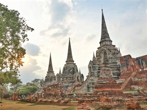 วัดพระศรีสรรเพชญ์ รวมภาพศาสนสถานที่ทรงคุณค่าและงดงาม