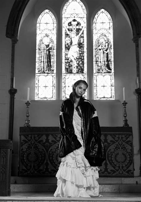 Mia Mckenna Bruce On Buzzy British Breakout How To Have Sex