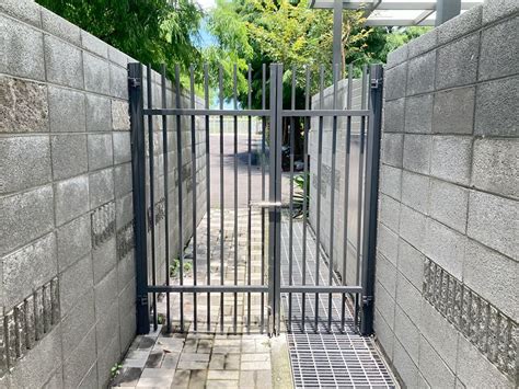 鋁隔間鋁格柵鋁欄杆不銹鋼格柵外牆格柵格柵門 進成鋁門窗