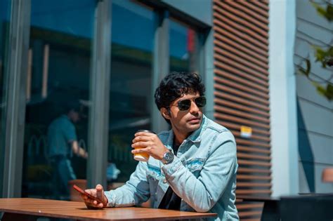 Not All Unicorn Founders Are As Magical As You Think Nithin Kamath Zerodha Not An Iitian