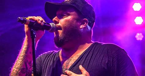 Top 10 Uncle Kracker Songs That Should Be On Your Playlist