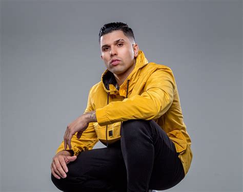 Mc Marks Desembarca Com Seu Funk Motivacional Em Goi Nia