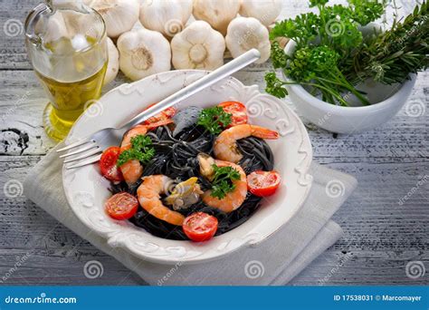 Pasta Tagliolini Ink Squid Stock Image Image Of Cuisine 17538031