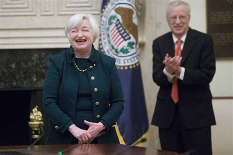 Yellens Husband Akerlof Resigns Role Wsj