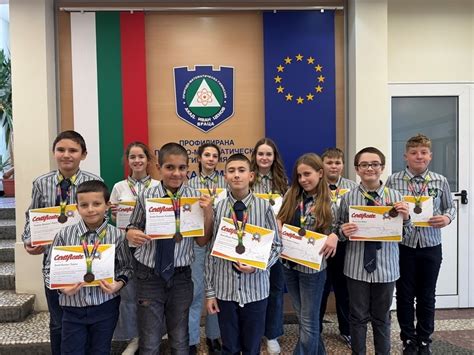 Ученици от ППМГ Акад Иван Ценов във Враца с медали от „Математика без граници“