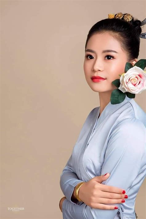 မြန်မာ Myanmar Girl 🇲🇲 Myanmar Traditional Dress Myanmar Girl