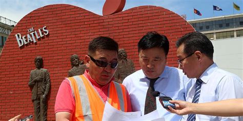 Бүтээн байгуулалтын ажилтай танилцав