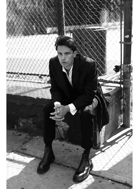 Trevor B Men Mainboard Nevs